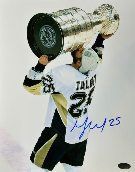 Max Talbot Signed Pittsburgh Penguins Hoisting the 2009 Stanley Cup 8x ...